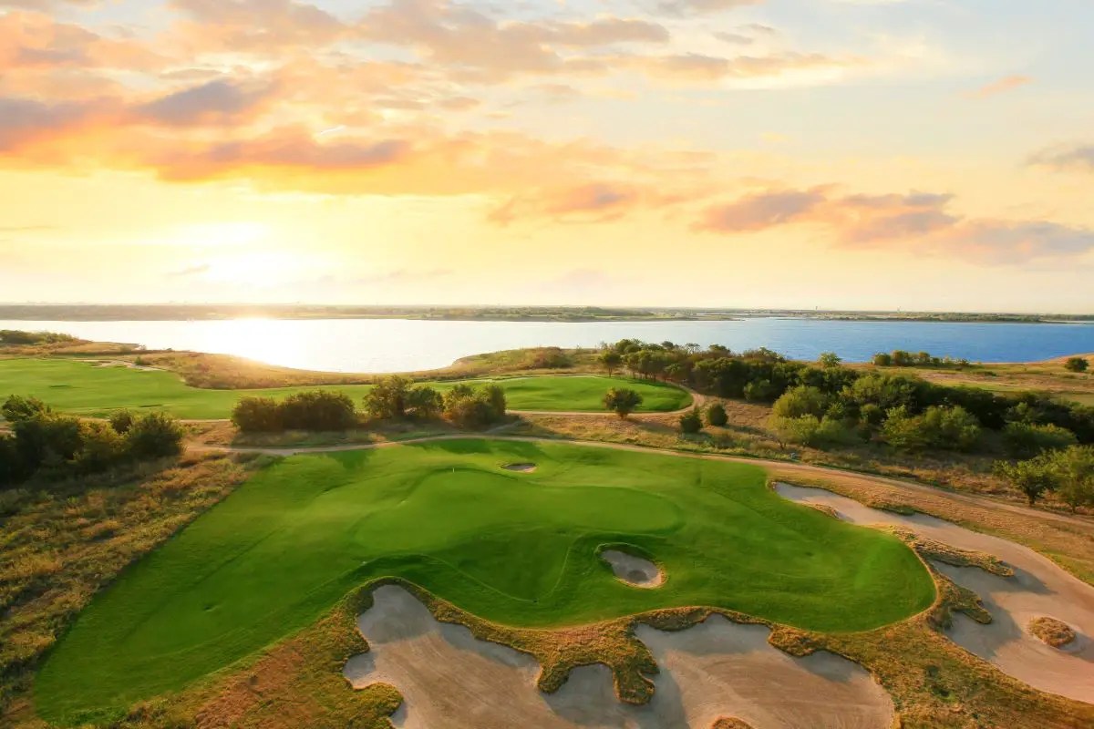The 10 BEST public golf courses in Dallas, Texas!