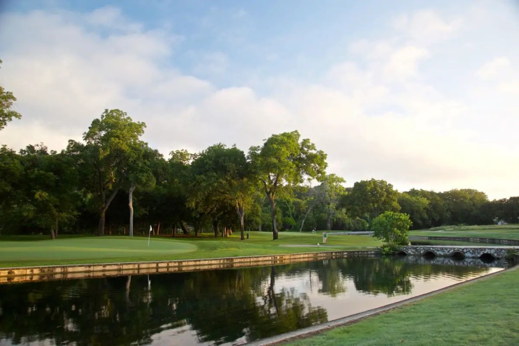 The 10 BEST public golf courses in San Antonio, Texas!