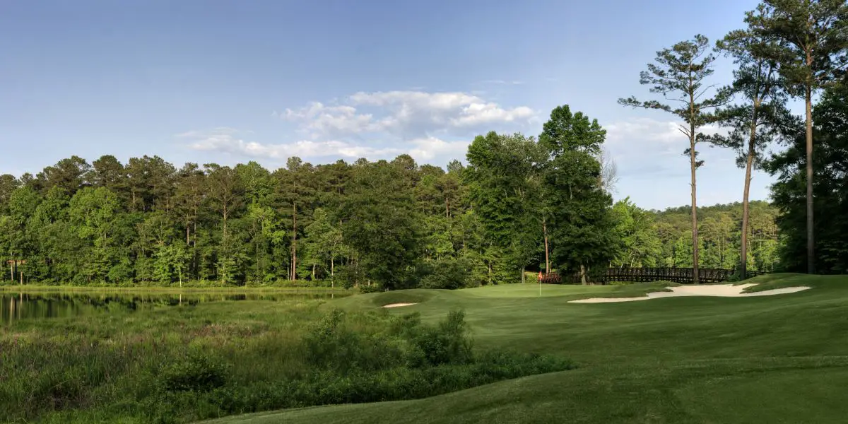 What is the golf season in the United States?